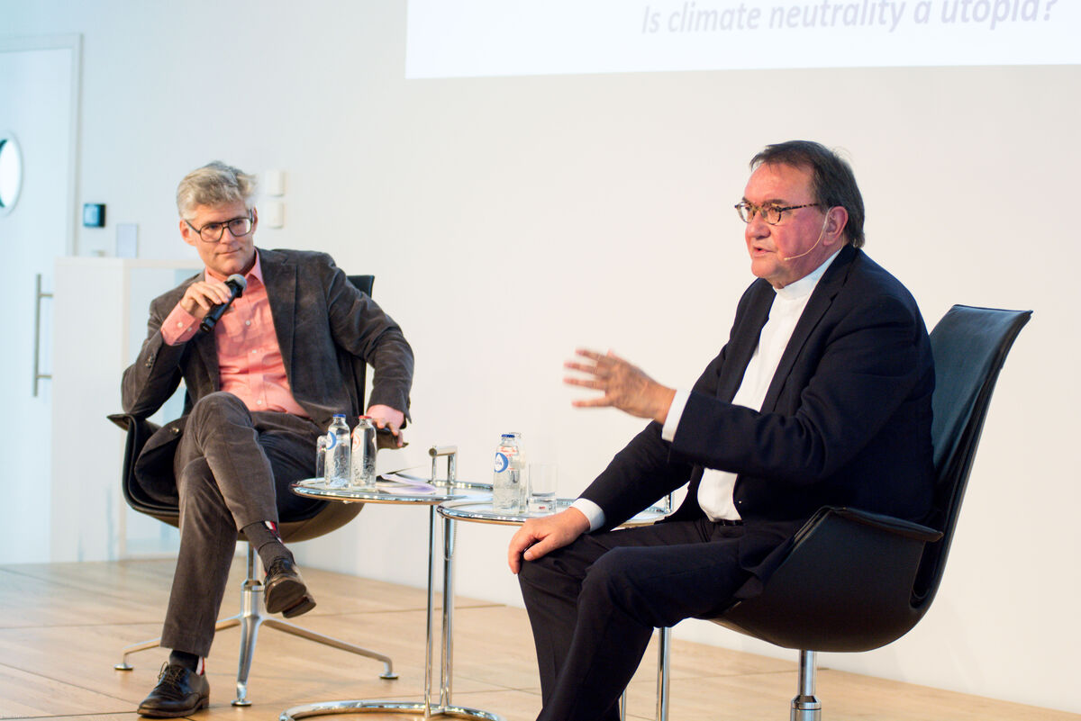 „Ist Klimaneutralität utopisch?“ – Europa im Gespräch mit Bischof em ...